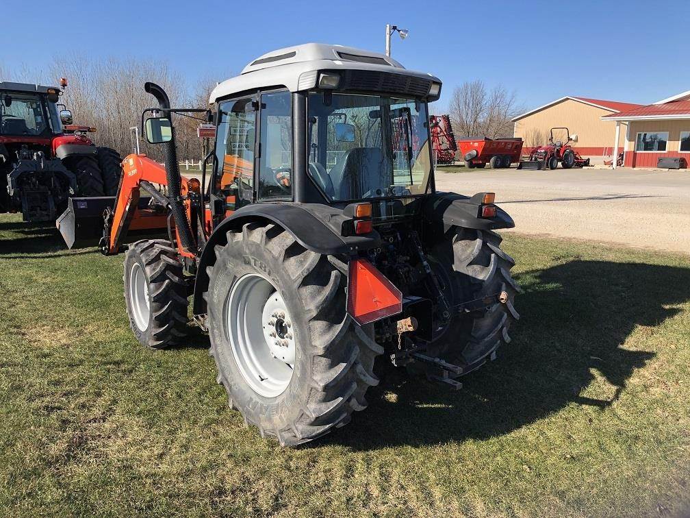 AGCO GT75 tractor information - tractordata