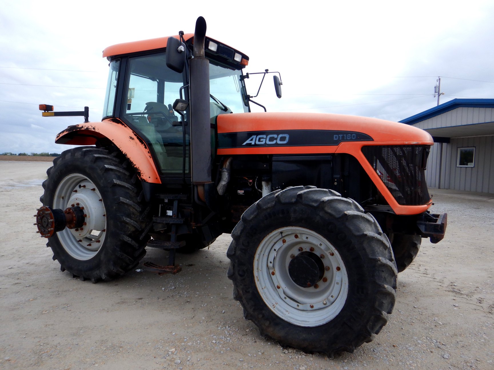 AGCO DT160 tractor information - tractordata