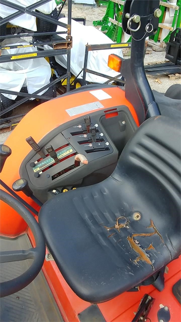 AGCO GT45 tractor information - tractordata