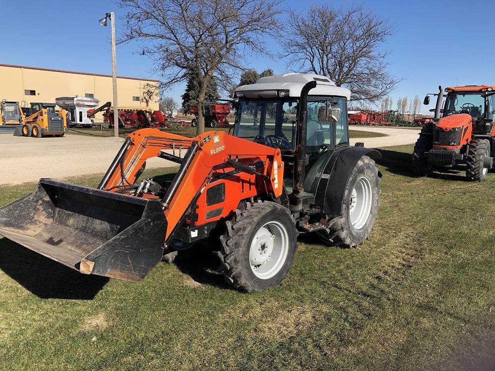 AGCO GT75 tractor information - tractordata