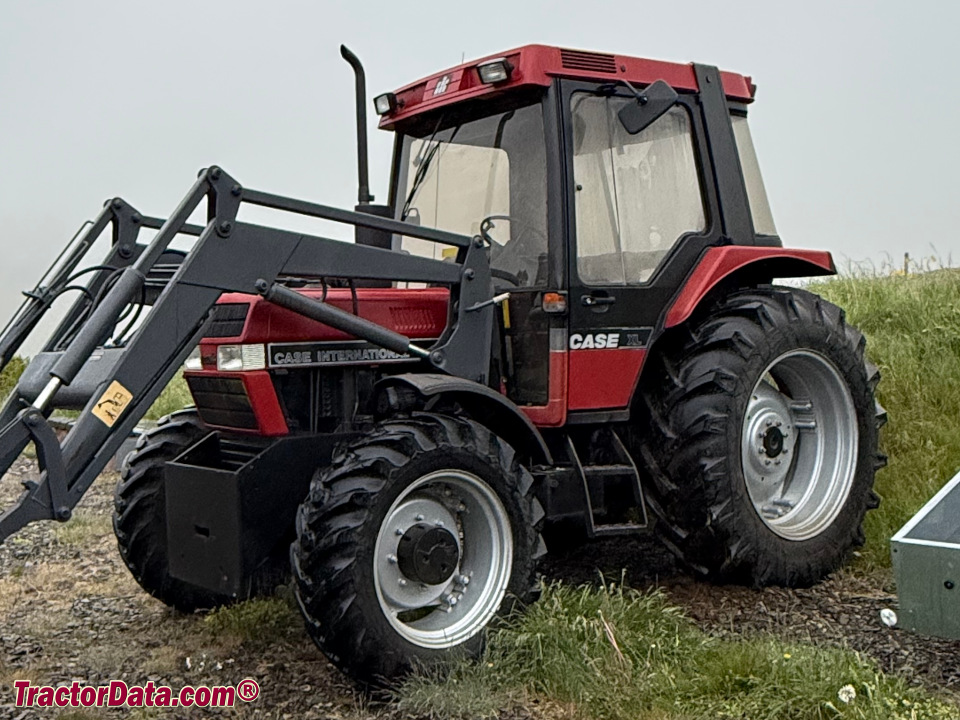 CaseIH 795 tractor information - tractordata